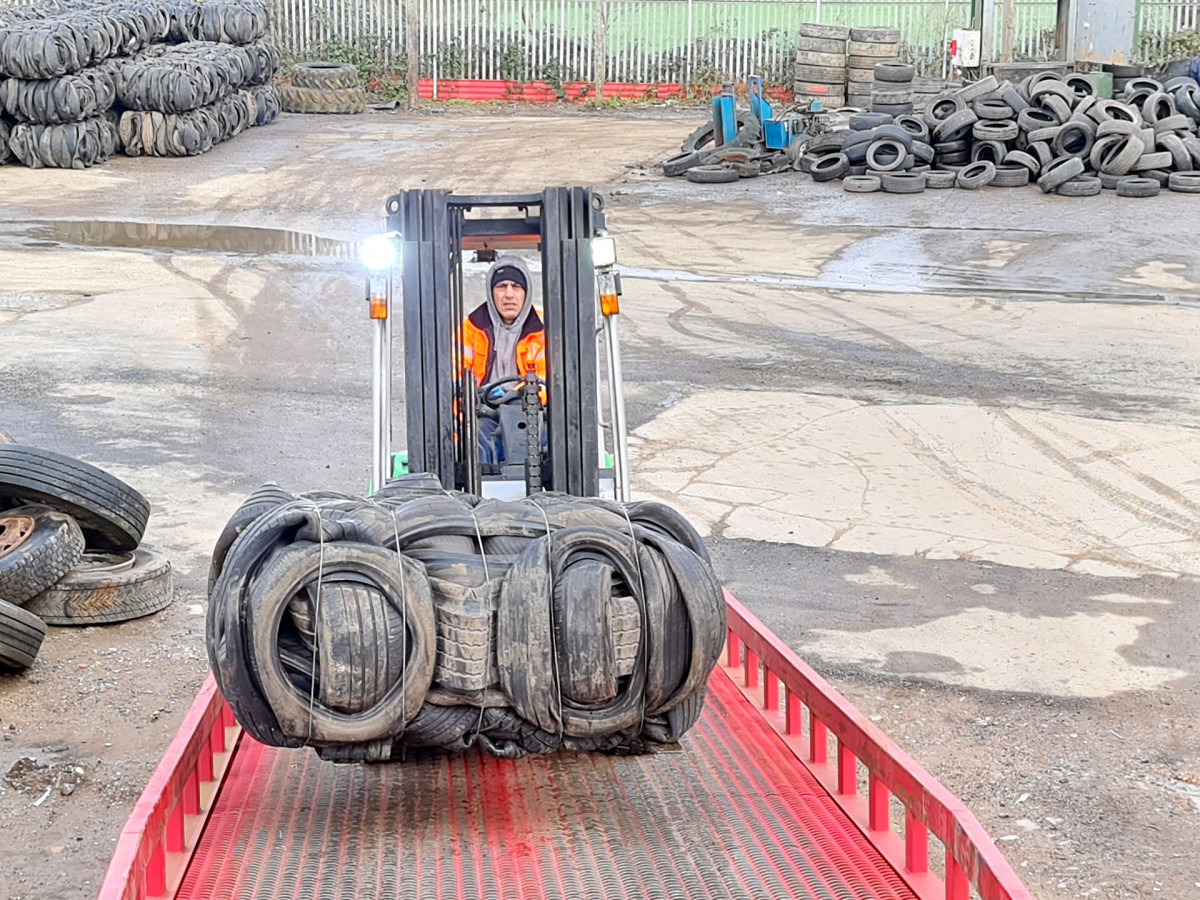 Tyre Exports | New Recycling Ltd