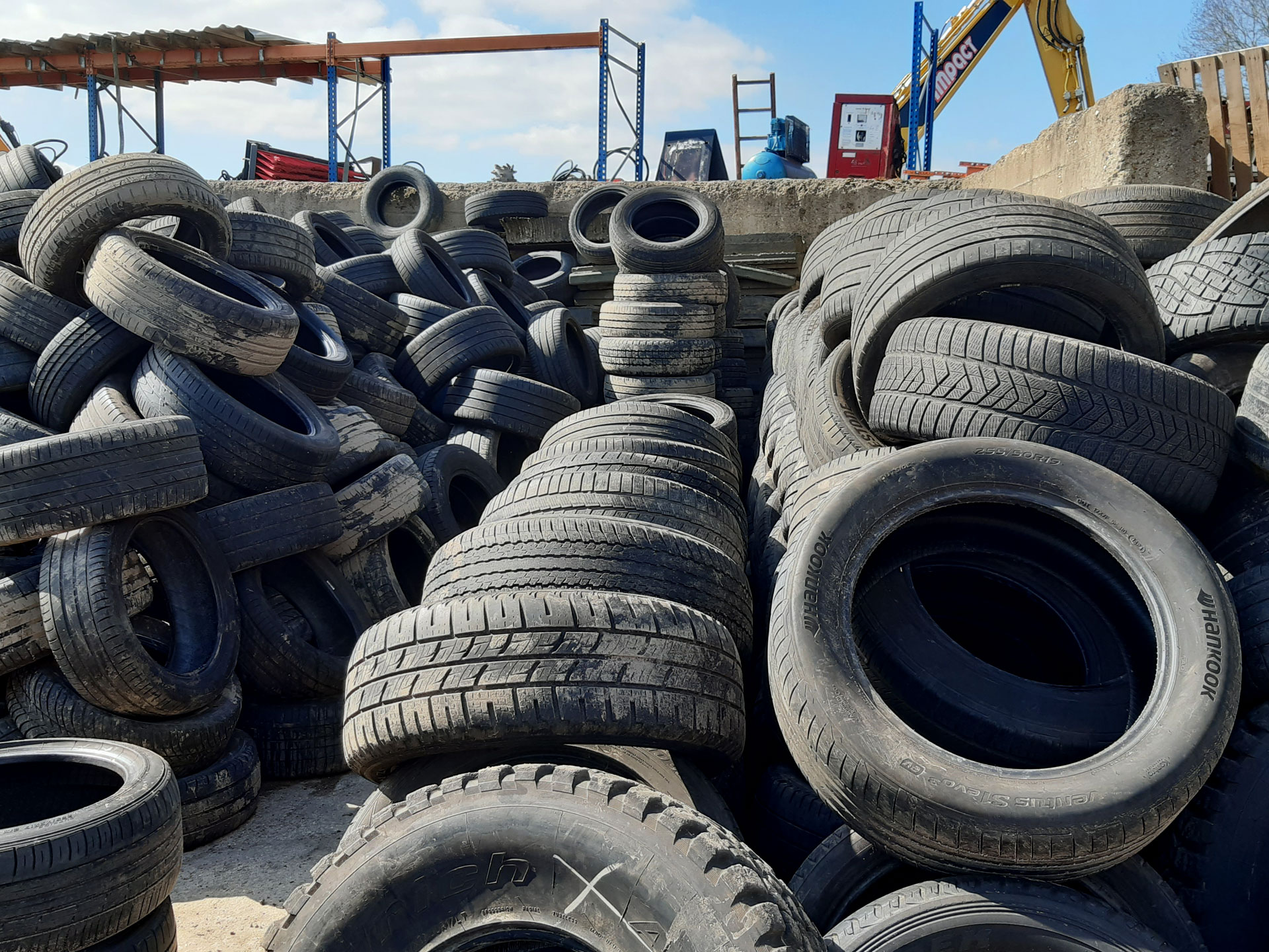 Tyre Recycling and Disposal in Northamptonshire | New Recycling Ltd